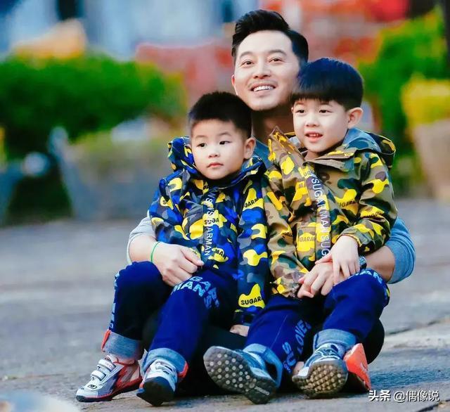 Hu Ke shows 46-year-old birthday photos, Sha Yi makes faces with his ...