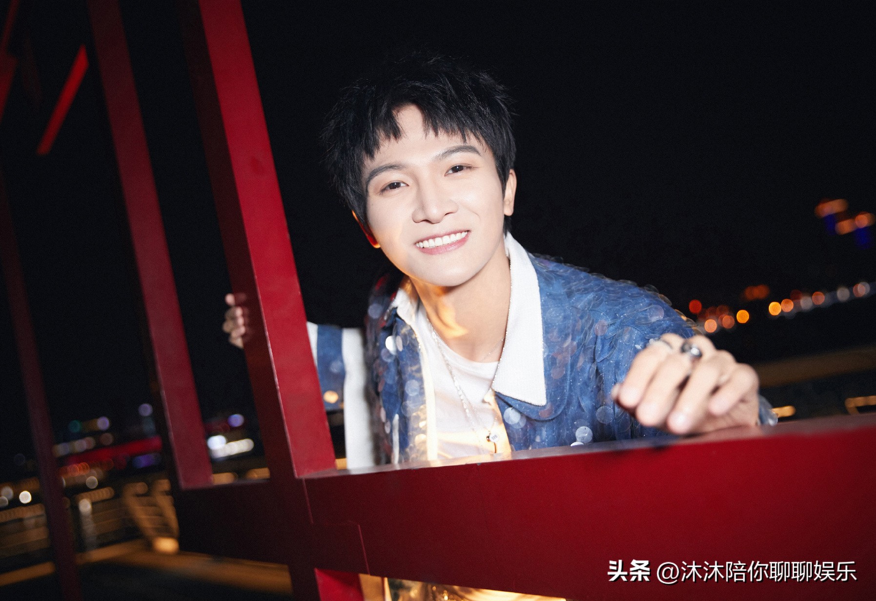 You once resounded on the stage as a teenager! Let's run, Zhou Shen ...