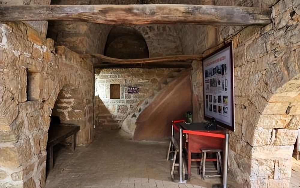 The mansion of the great landowner Wang Laowu has been well preserved ...