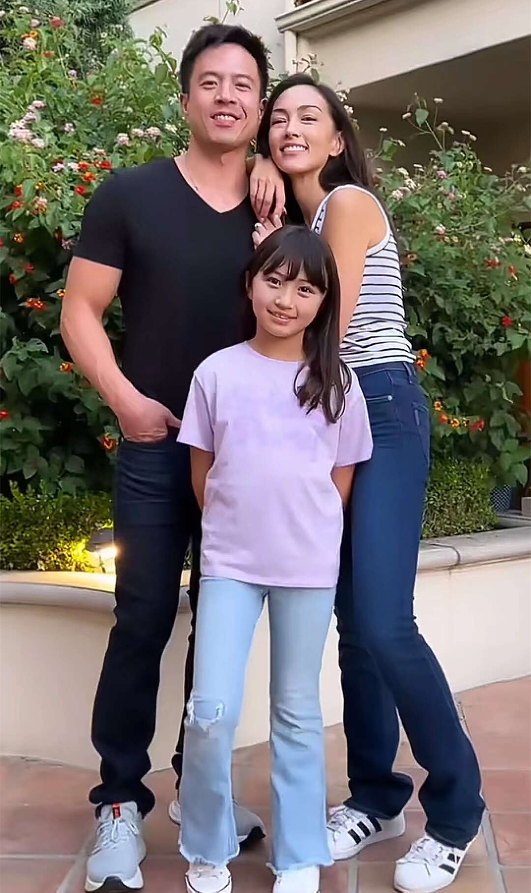 Coco Lee's ex-boyfriend seldom posted a family photo! The model wife is ...