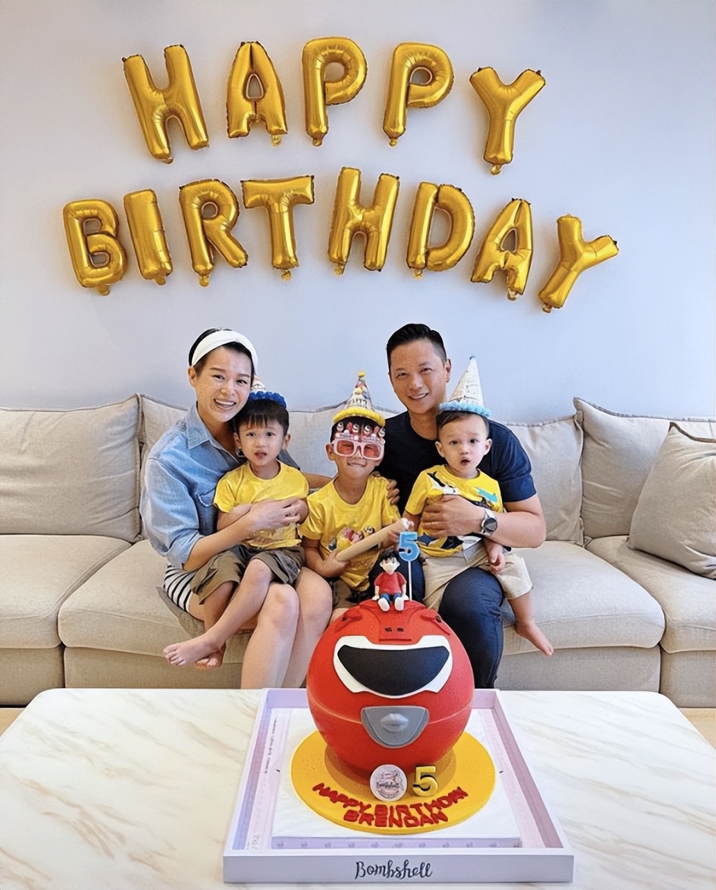 Myolie Hu's husband posted photos of his eldest son's birthday. Are ...