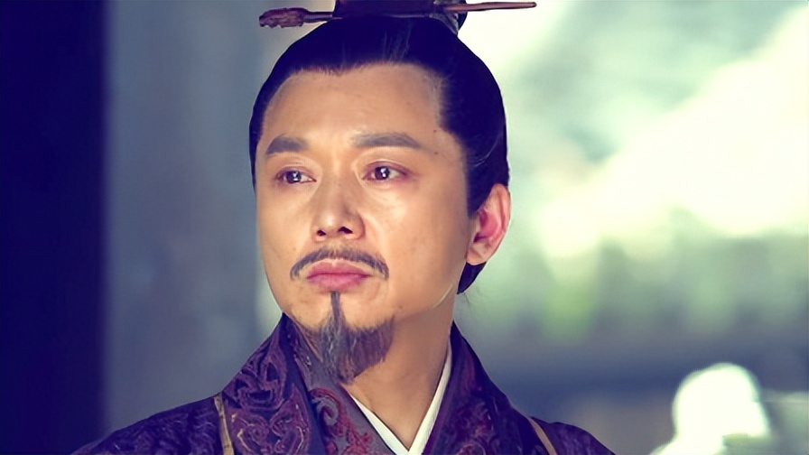 Liu Yijun: He used to read salary scales at the Western Film Studio ...