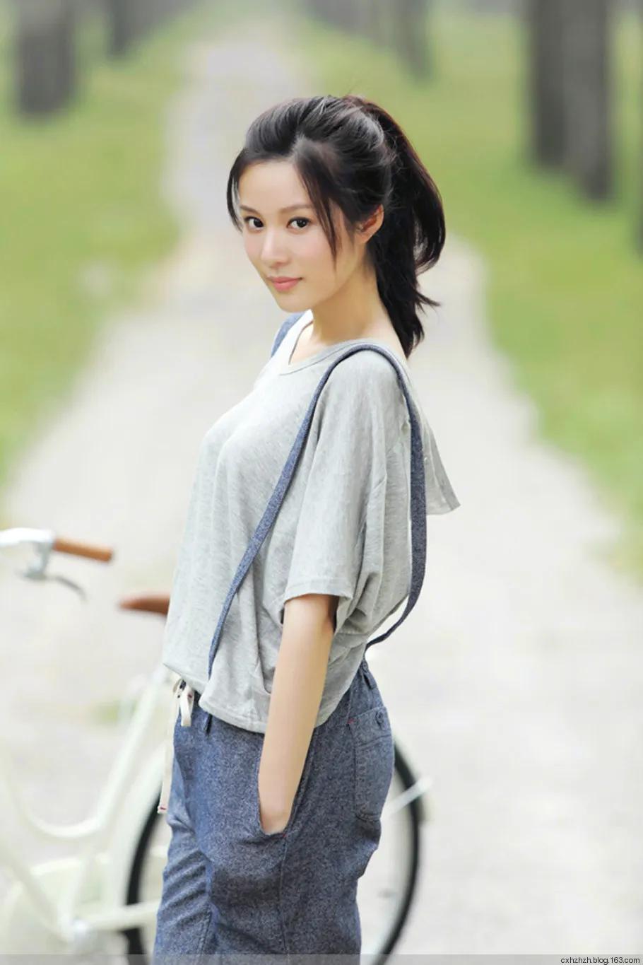 Fresh beauty Wu Jingjing - iMedia