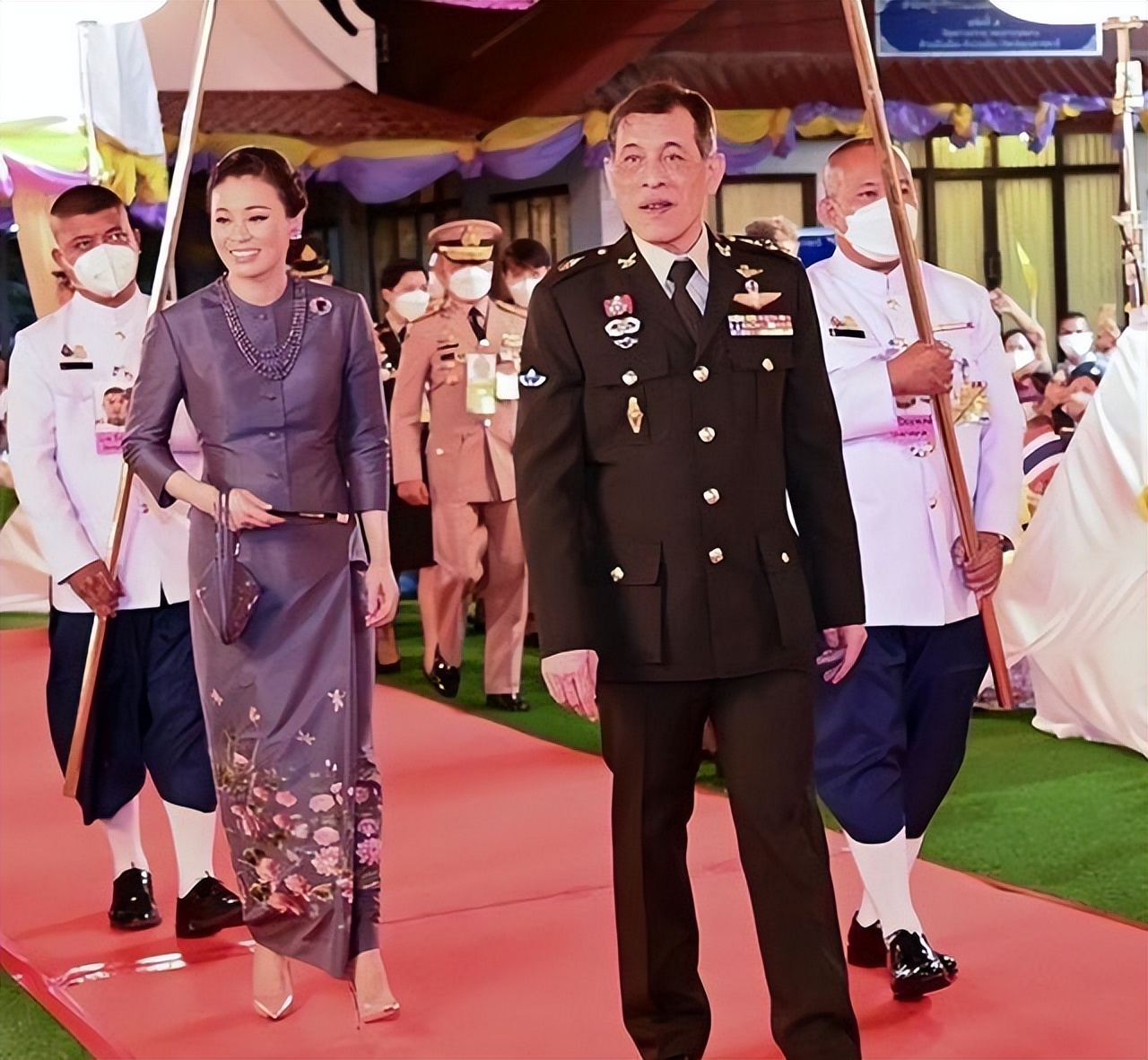 44-year-old Suthida is the orthodox, attending the coronation ...