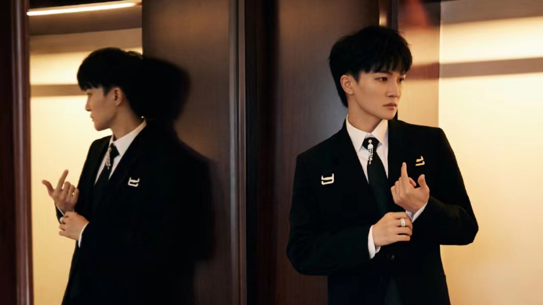 Zhou Shenyu Kewei won the Best Singer in the Oriental Billboard, Zhang ...