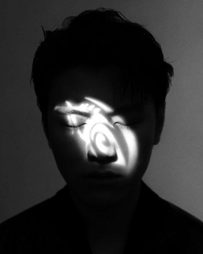 TheShy Angels and Demons! LPL Top Ten Players Light and Shadow Makeup ...