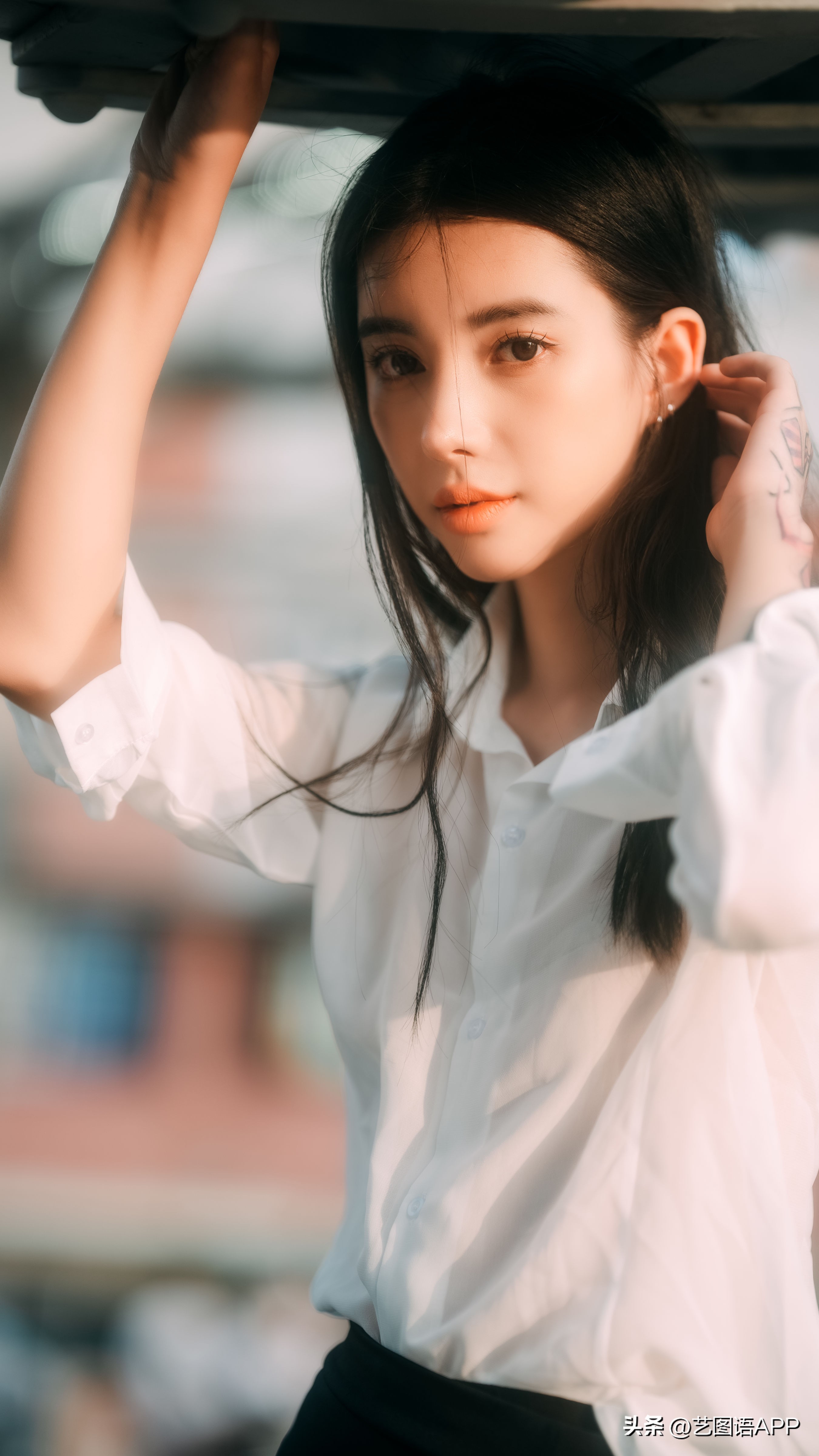 Street photography of temperamental beauties, exquisite and decent ...