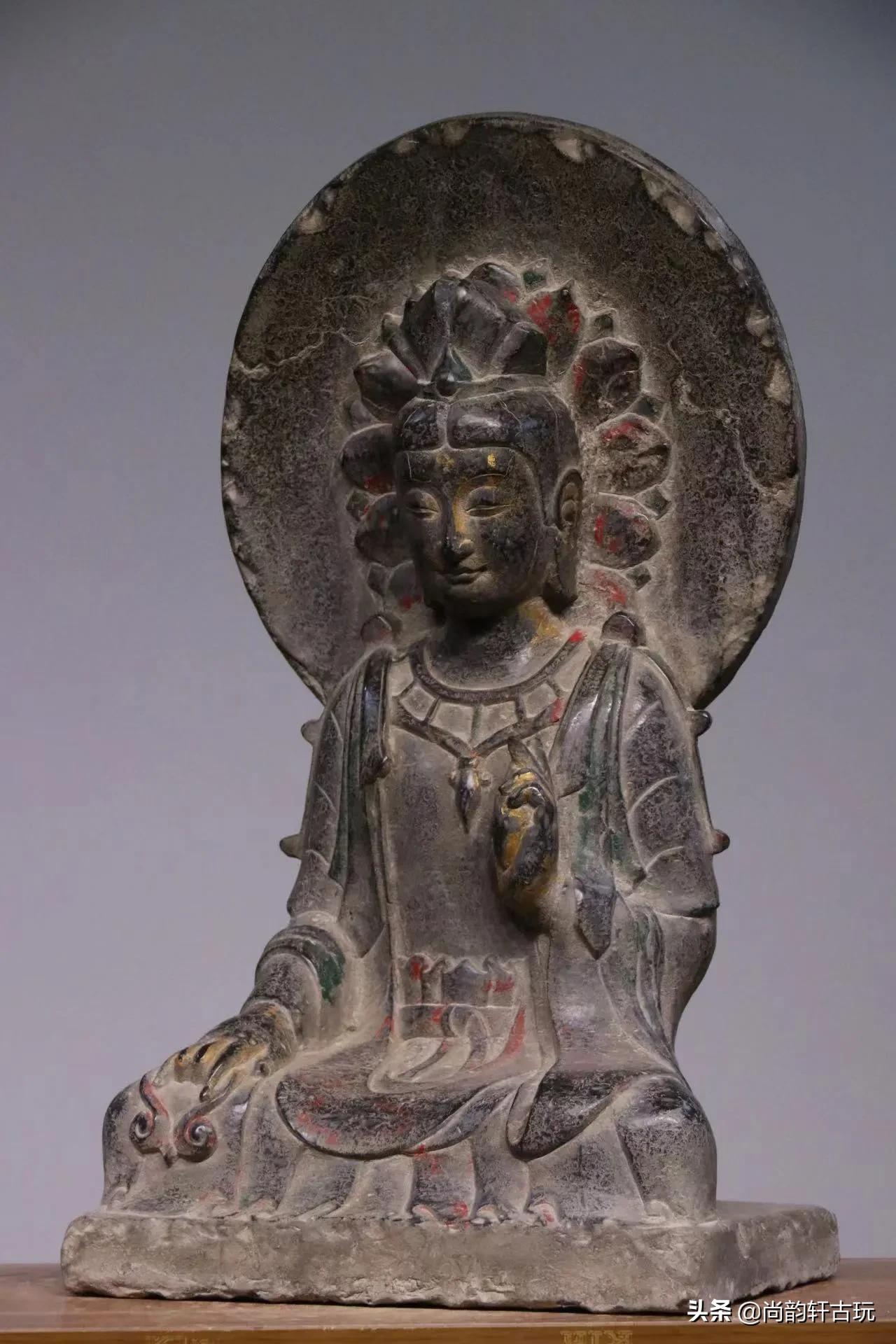 Guanyin Bodhisattva - Backlit Statue - iNEWS