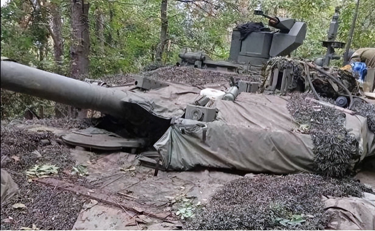 The ill-fated Russian latest main battle tank T-90M-3 - iMedia