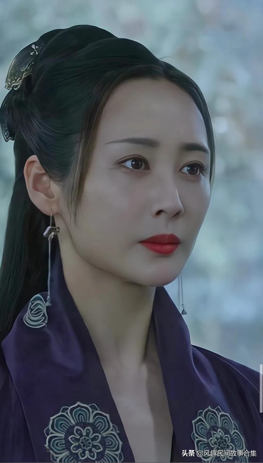 Actor Li Chun, who plays Xuanyuan Qingfeng, a swordsman in the snow, a ...