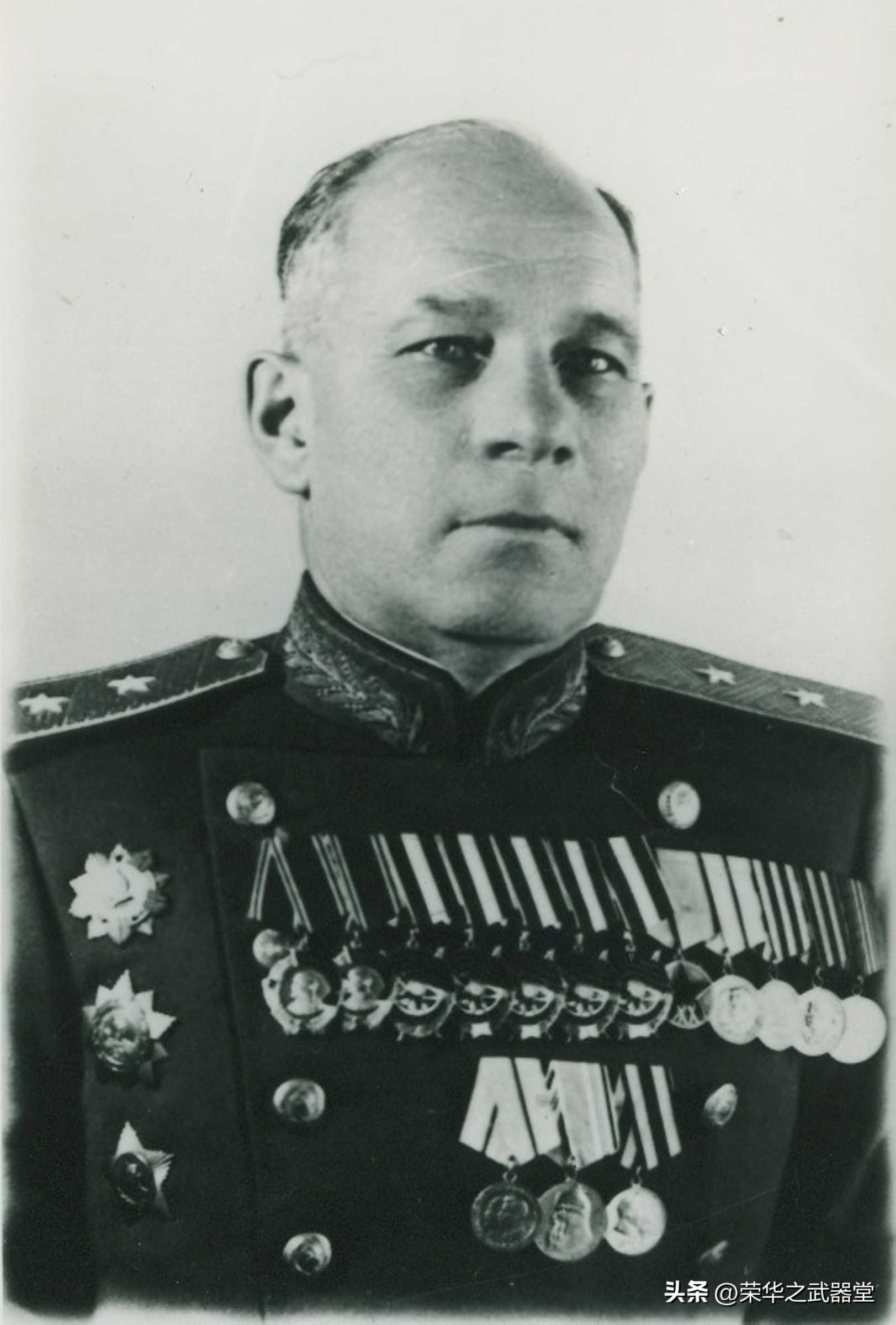 Incorporated into the reserve team and formed the Guards Airborne Army ...