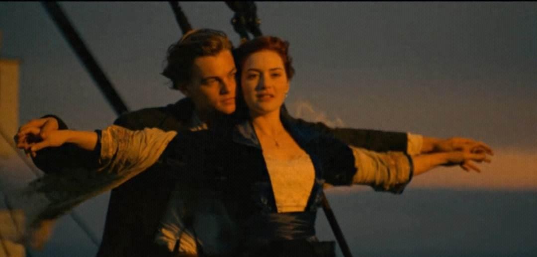 Love and Loss: Exploring Romantic and Tragic Themes in Titanic - iMedia