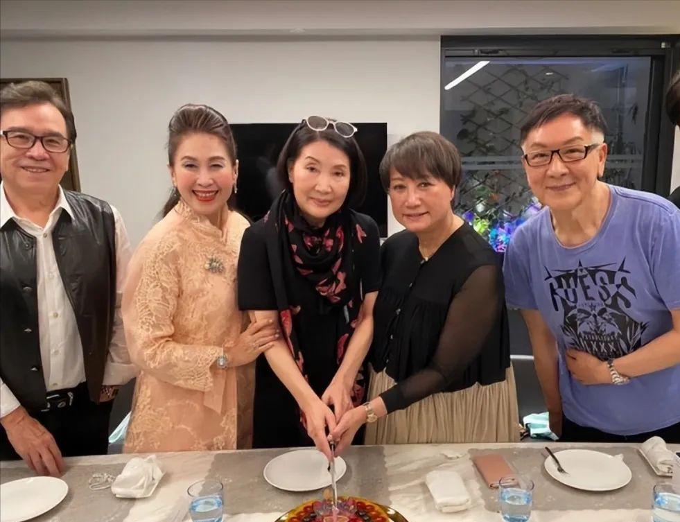 Sammo Hung's Korean ex-wife makes a rare appearance. She has a similar ...