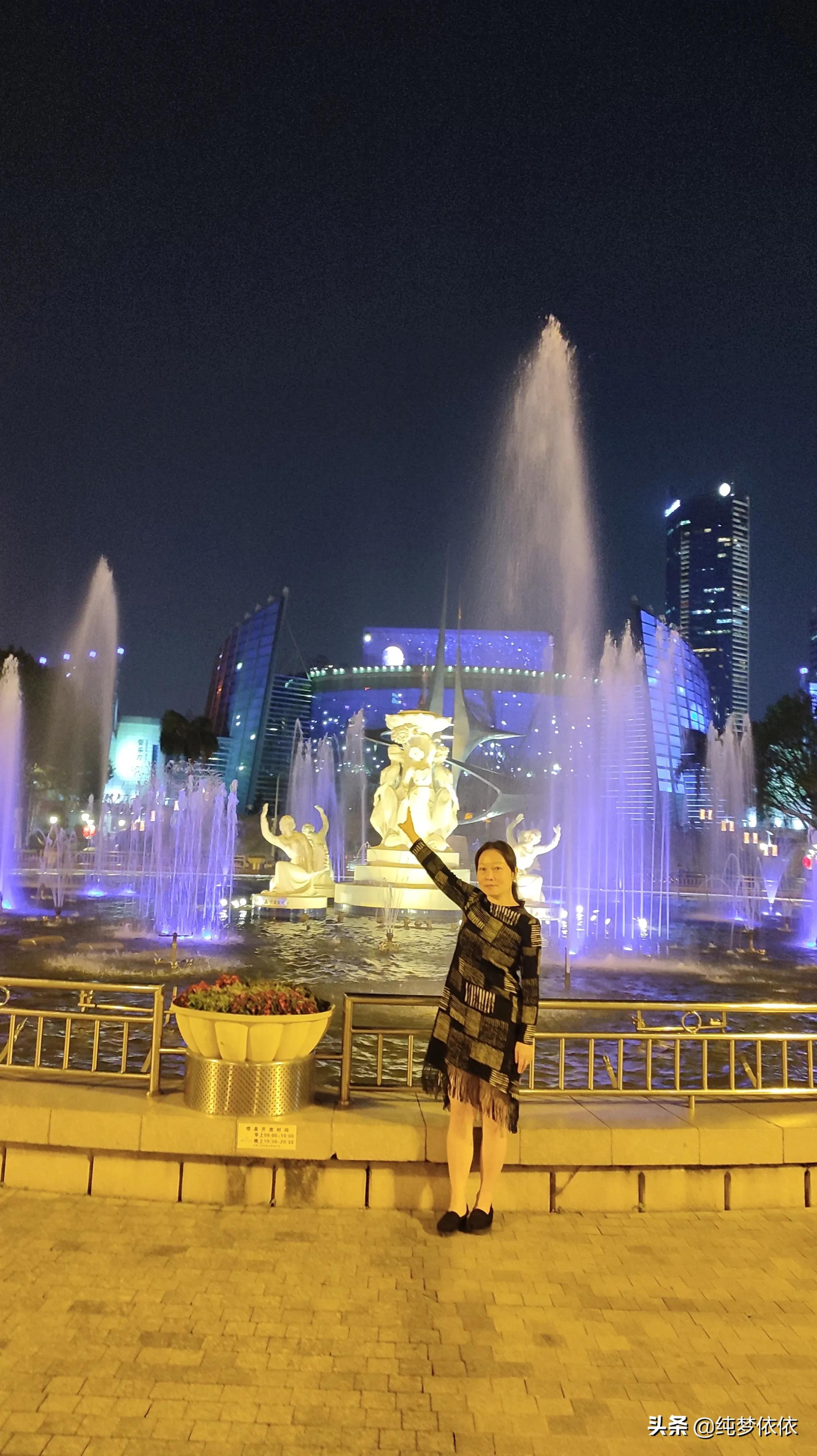 Impression of Fuzhou, punch in Wuyi Square - iNEWS