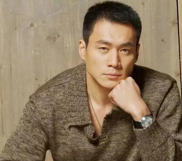 53-year-old Ding Haifeng's latest situation exposed! The promotion of ...