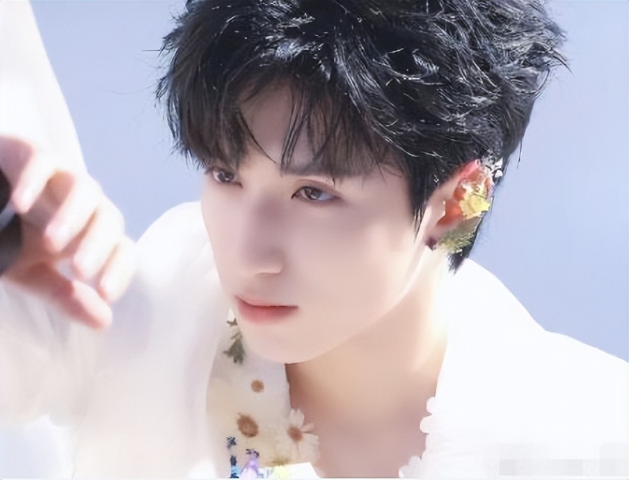 It is reported on the Internet that Yan Haoxiang and Zhou Ziqian are in ...