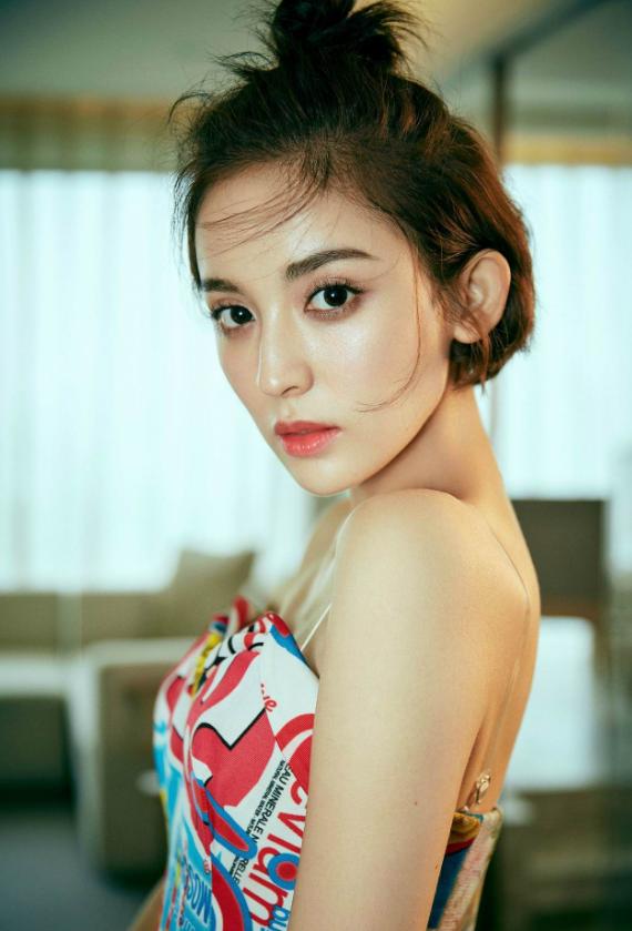 Guli Nazha: From Xinjiang Venus to National Goddess' Acting Road - iNEWS