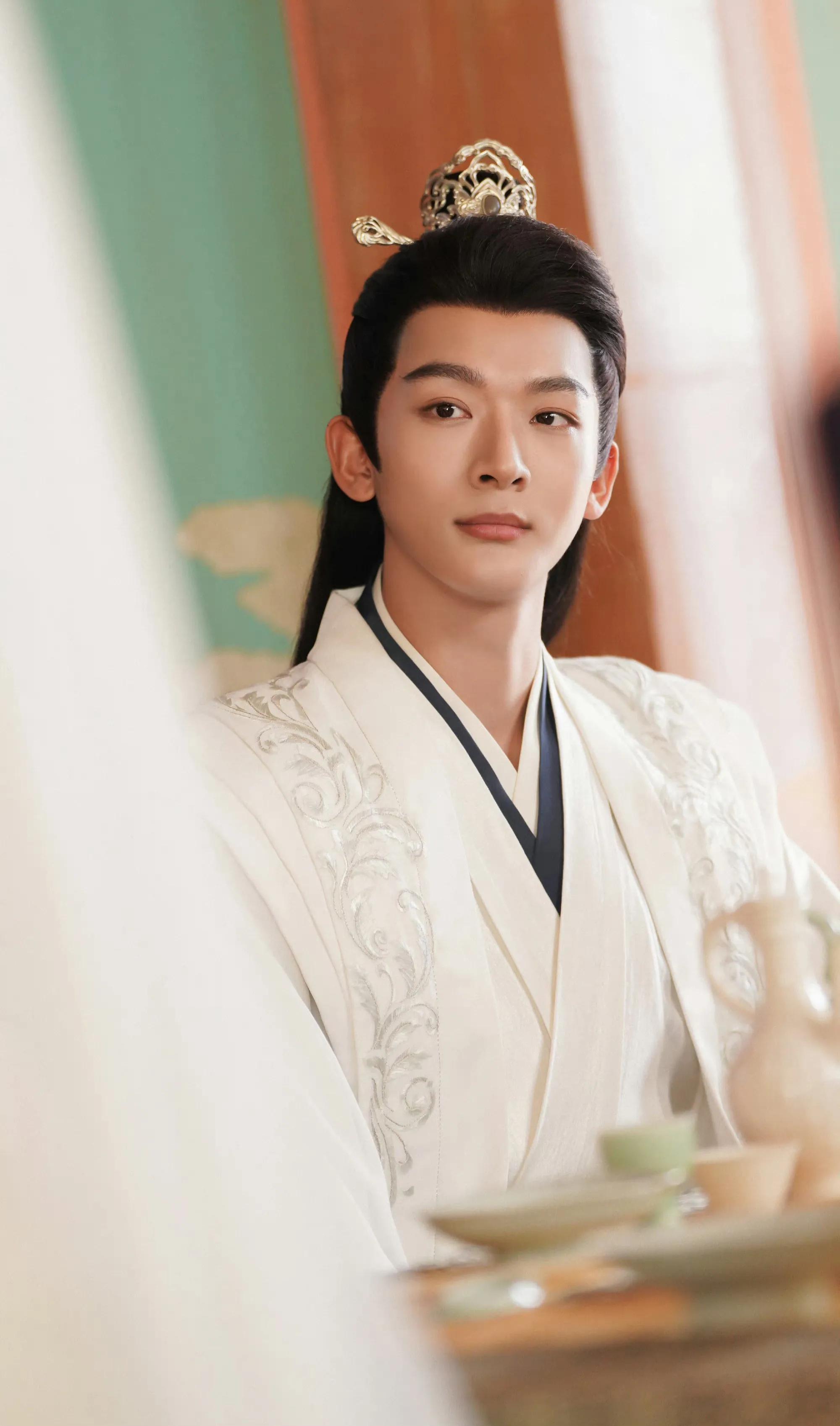 "Sauvignon Blanc" became popular, Zhang Wanyi was picked up, so he is ...