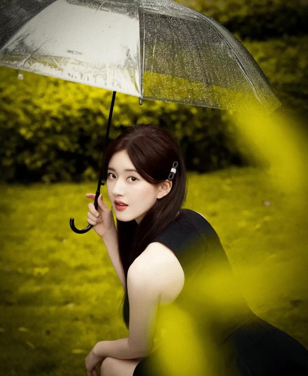 Zhao Lusi red carpet picture - iNEWS