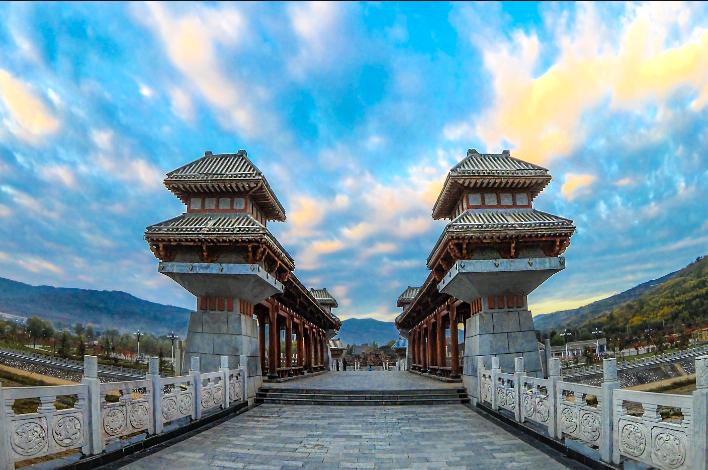 From the death of the Yellow Emperor to the founding of the Xia Dynasty ...
