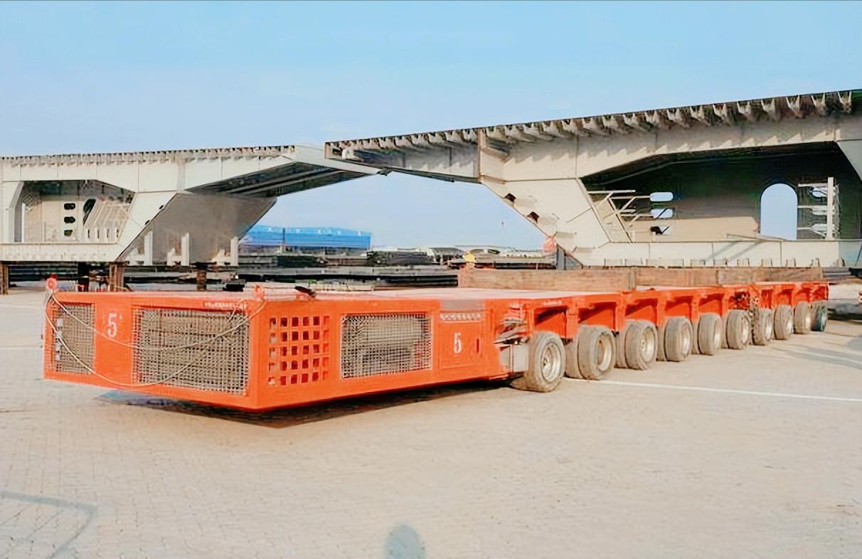 How is the aircraft carrier transported? Chinese modular transporter ...