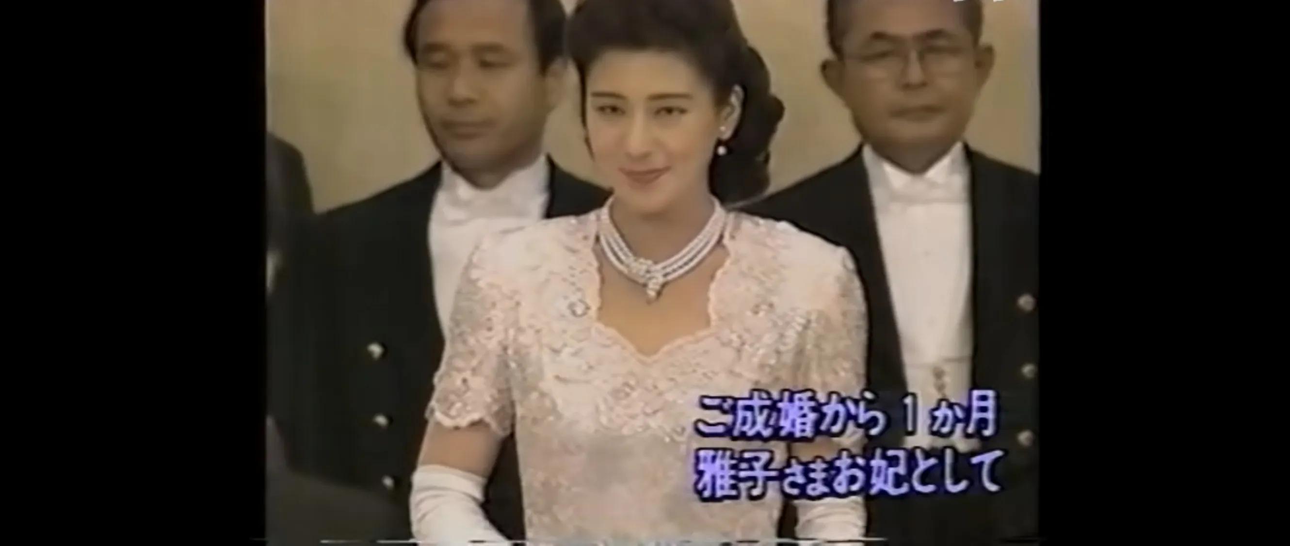 The dress that Queen Masako wore at the wedding banquet - iMedia