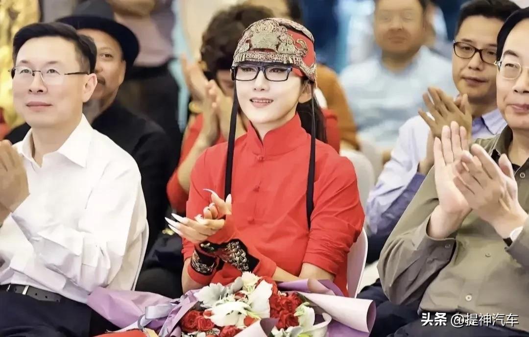 Yang Liping was exposed to the corruption of her private life, and her ...