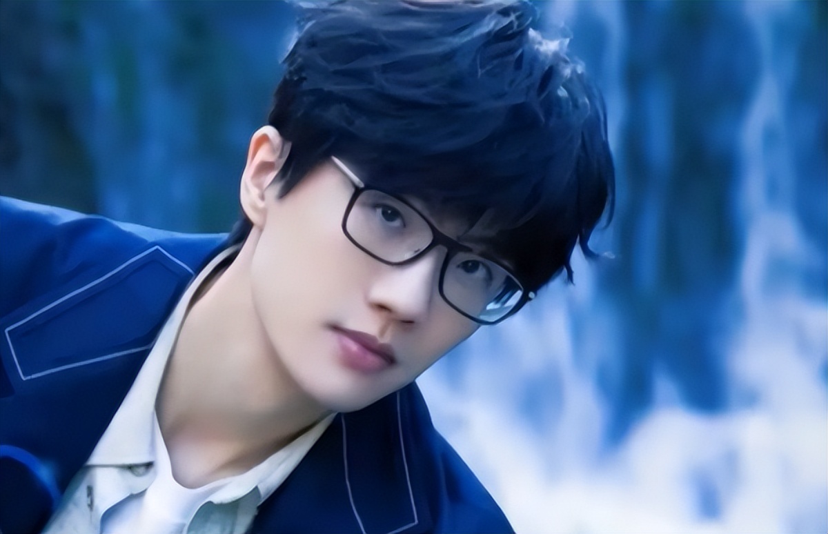 36-year-old Xu Song "Iron Tree Blossoms", old fans send blessings one ...