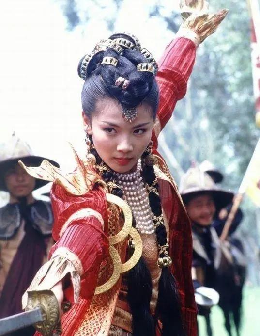 6 actresses "favored" by the noon sun: Ren Min partnered with Xiao Zhan ...