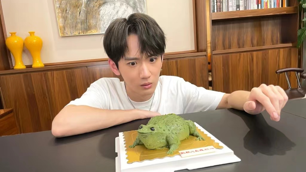 "Master of Hollyland" Luo Cheng joined the filming team: the appearance ...