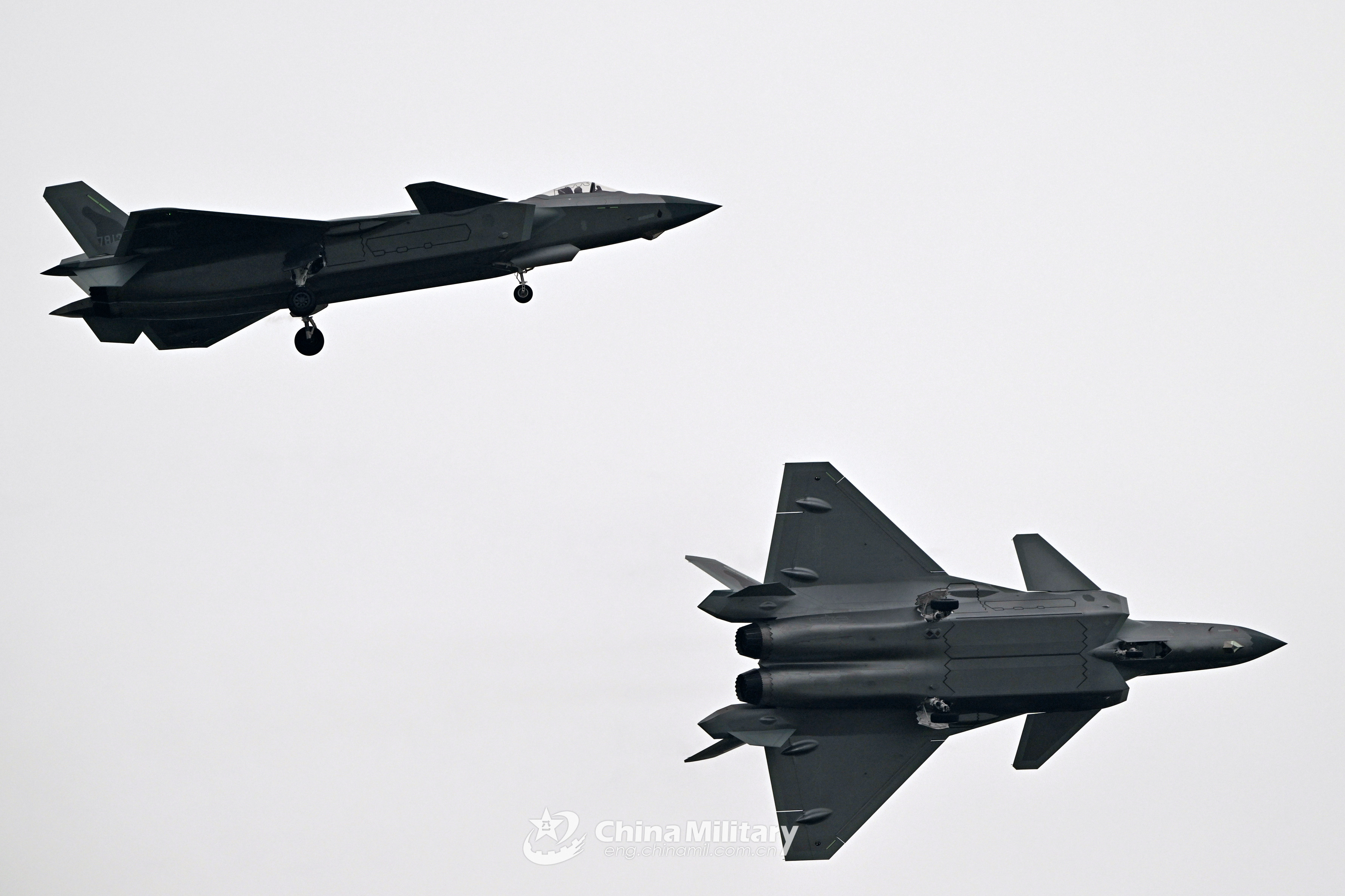 National spirit - the strongest fighter on the surface (J-20) - iNEWS
