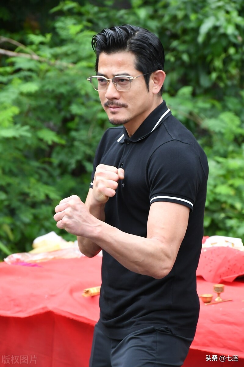 Aaron Kwok is handsome or not, look at the picture - iNEWS