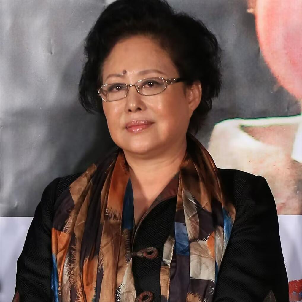 These four have been revoked the title of "National First-Class Actors ...