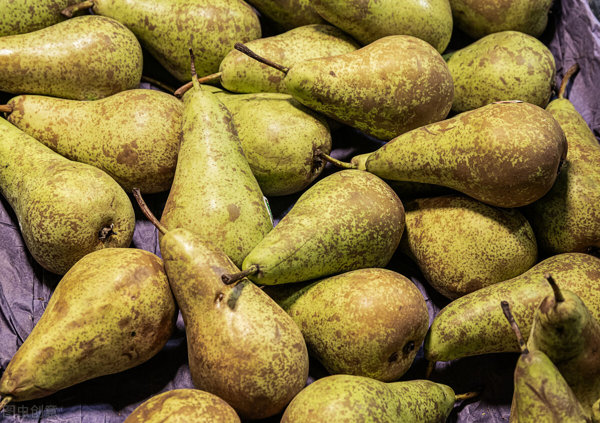 Apple-flavored pears are actually eaten in Europe!Soft and ugly, have ...