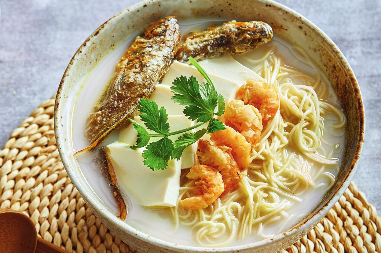Teach you the nutritious and delicious small yellow croaker noodle soup ...