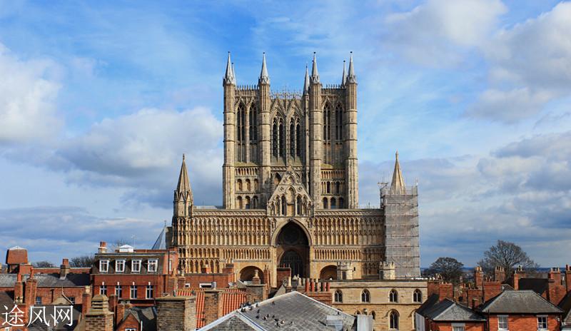 Religious Architecture and Art: Revealing the Religious Belief and ...