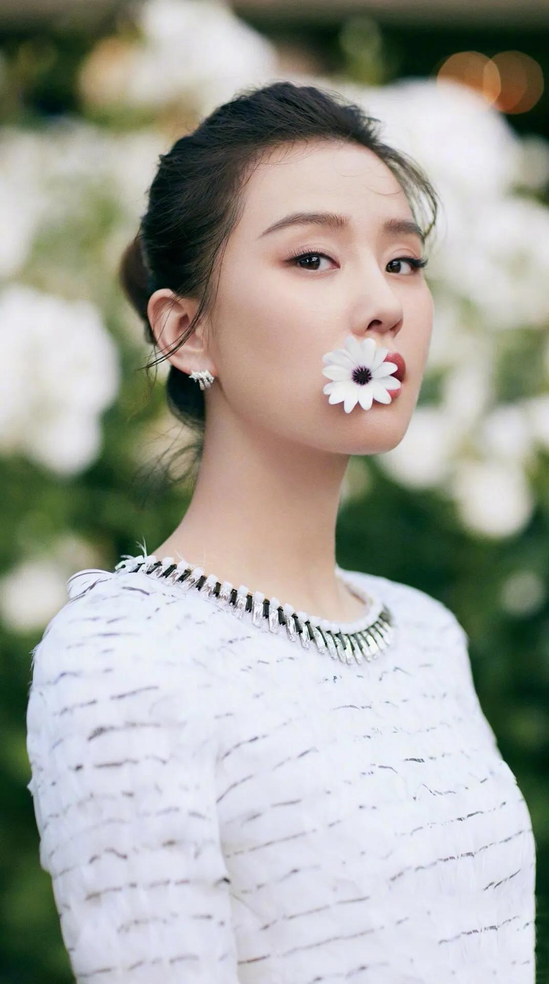 Liu Shishi - $ - $ - Meitu 15 - iNEWS