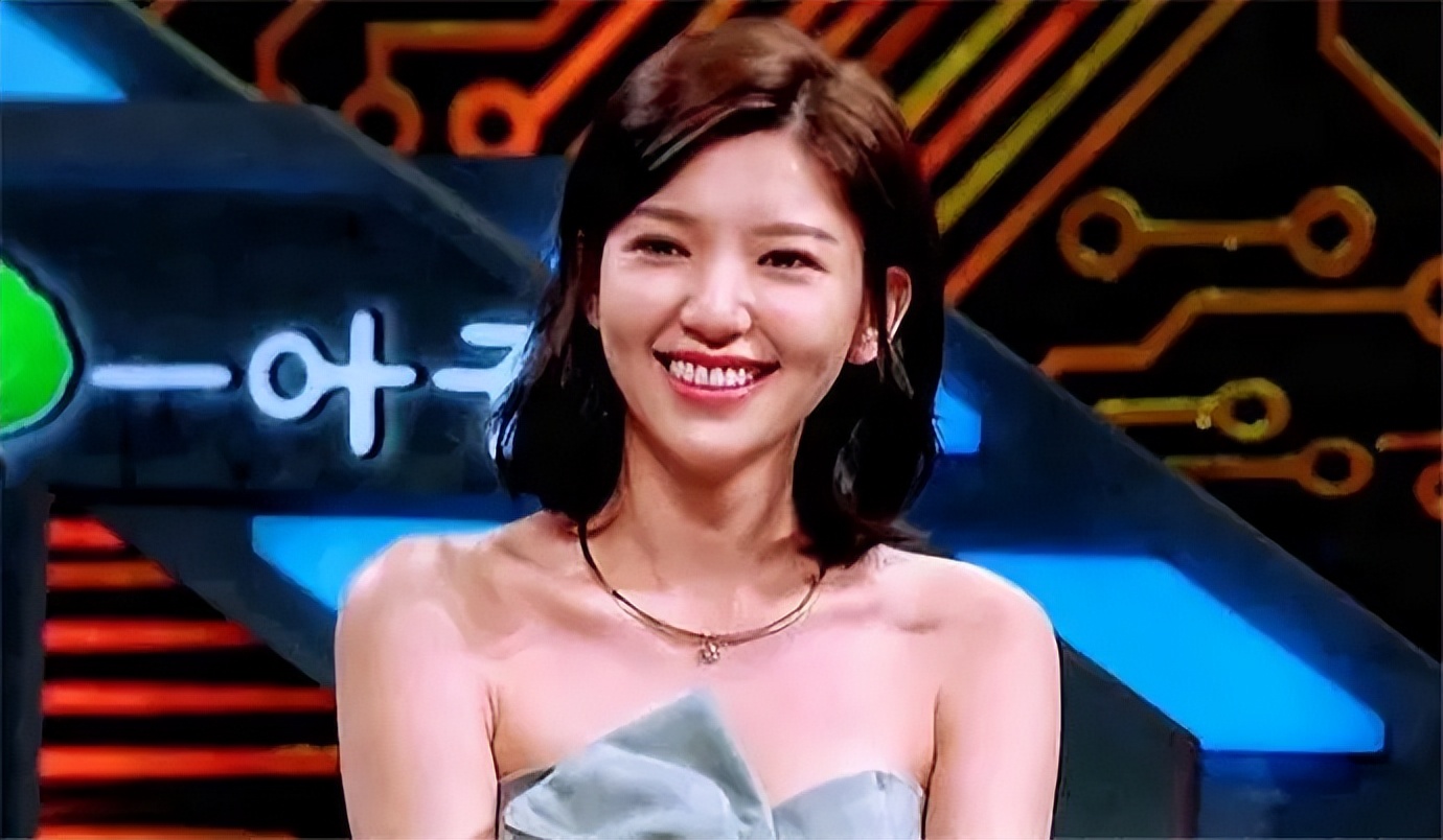 "Little Lin Chiling" Guo Xuefu: The devil is too hot - iNEWS