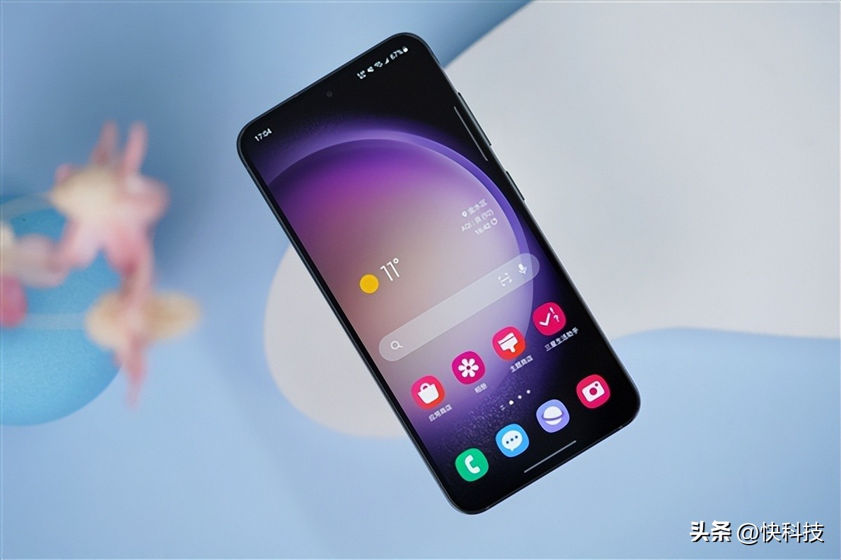 The 6.1-inch small screen feels great! Samsung Galaxy S23 map tour - iNEWS