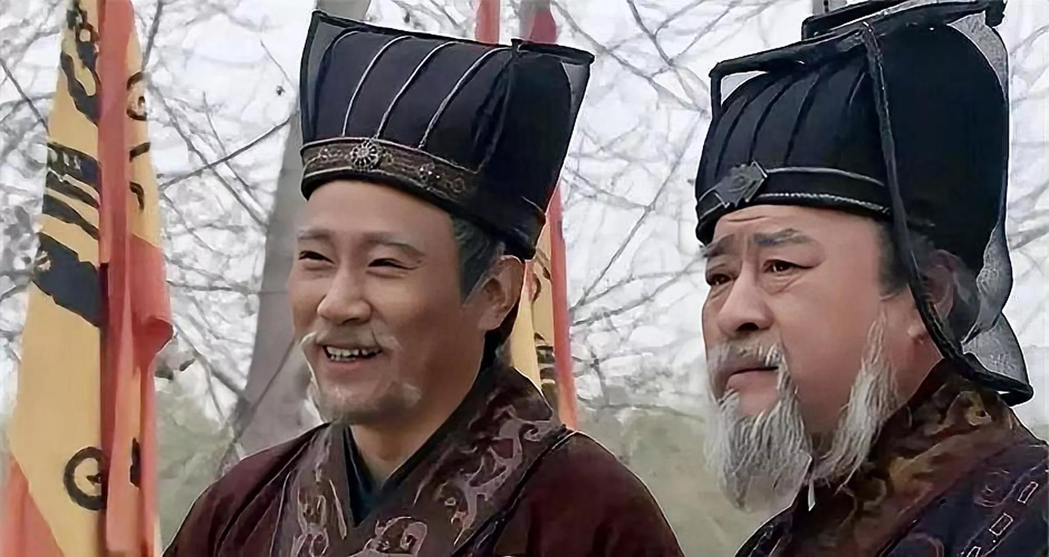 Zhou Yin paid homage to the prime minister, and the door reminded the ...