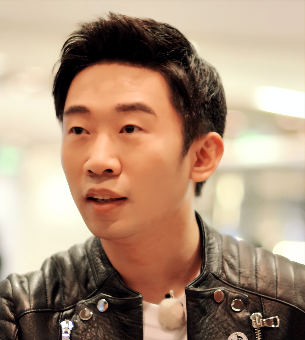 Yang Di, who left Xie Na, was "bitten back" by the traffic after all ...