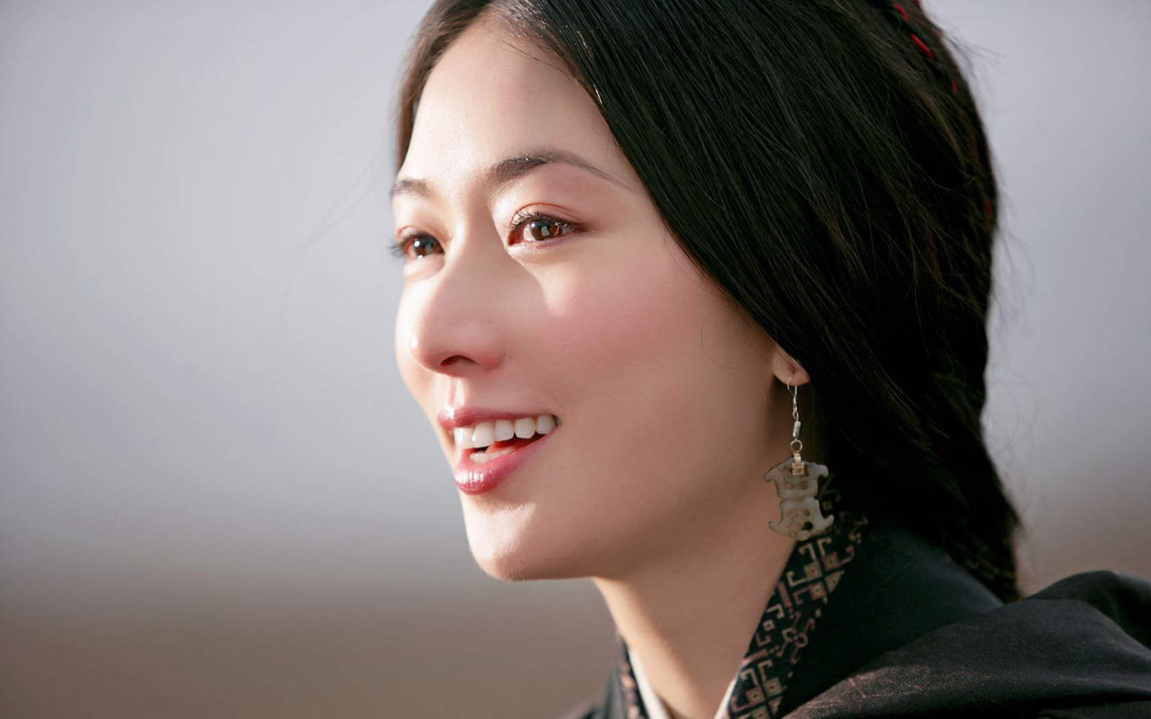 Entertainment breaking news: Wang Yibo, Yang Mi, Shen Teng, Lin Chiling ...