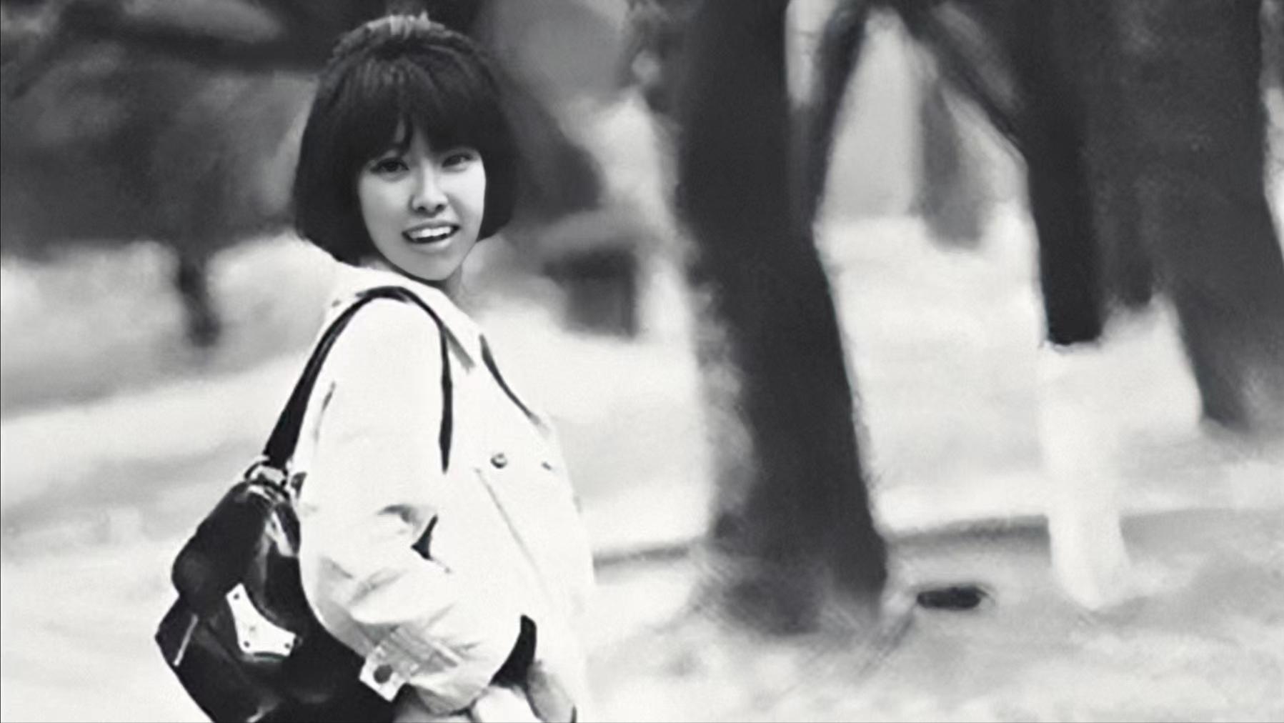 "San Mao Biography": You are the "strange" woman in the world - iNEWS