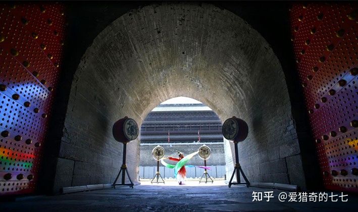 The large-scale humanities popular science documentary "Unraveling the ...