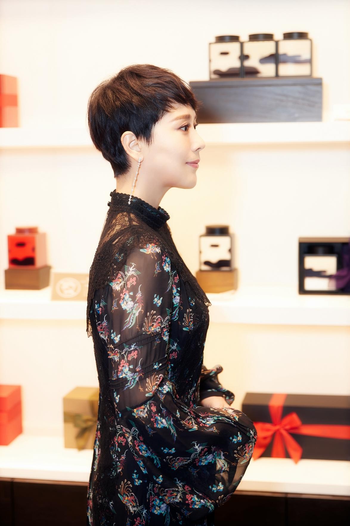 The famous daughter Haiqing was born in a famous family, and her son ...