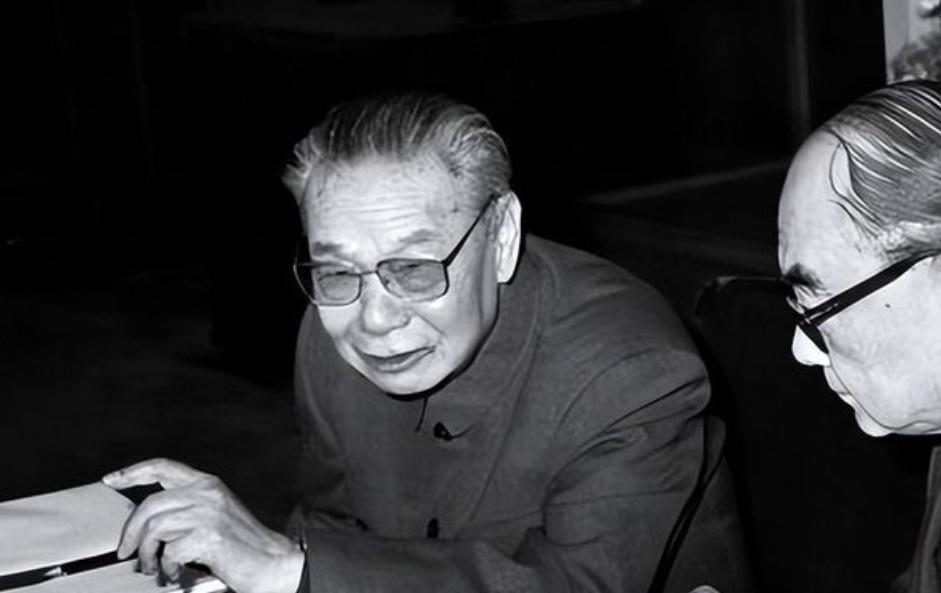 The secretary reported to Zhang Aiping that Vice Premier Ji Pengfei ...