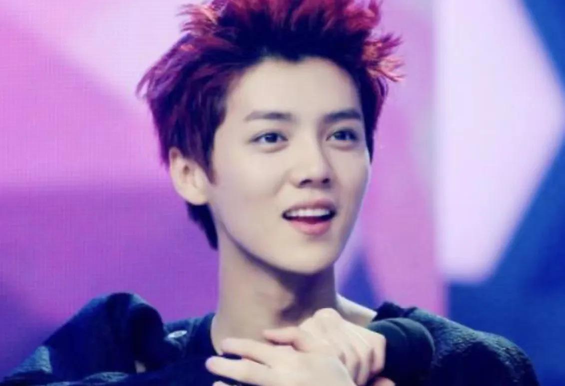 It took only five seconds for Lu Han to tear off the label of EXO ...