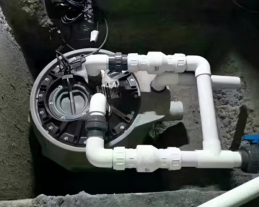 What are the precautions for connecting the sewage riser to the ...