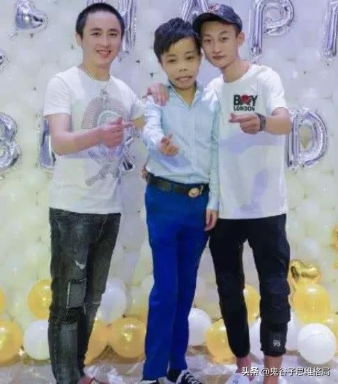 The net red Sanda brother is worth 30 billion, and he became popular ...