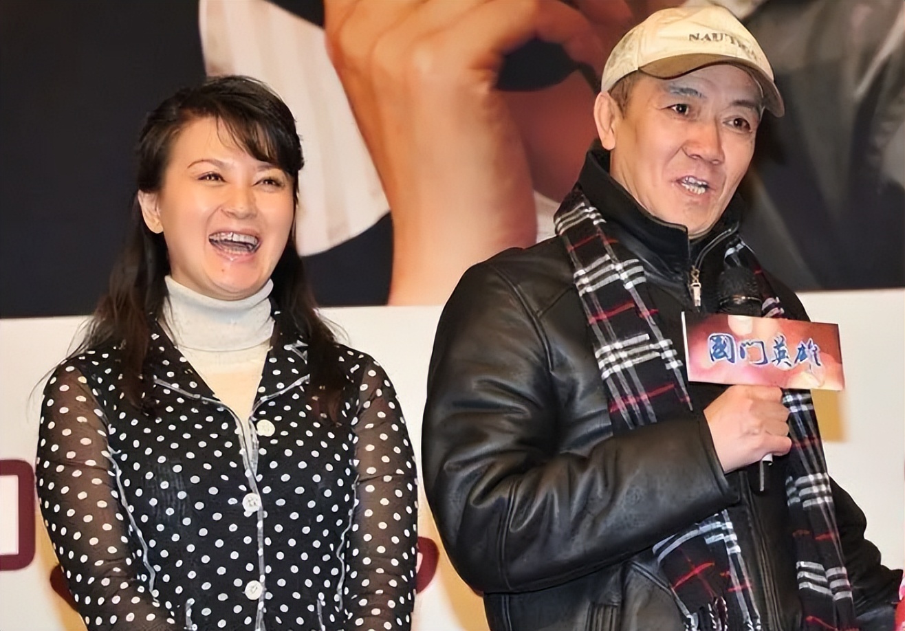 Li Youbin is old and fading at the age of 65, Shi Lanya is still so ...